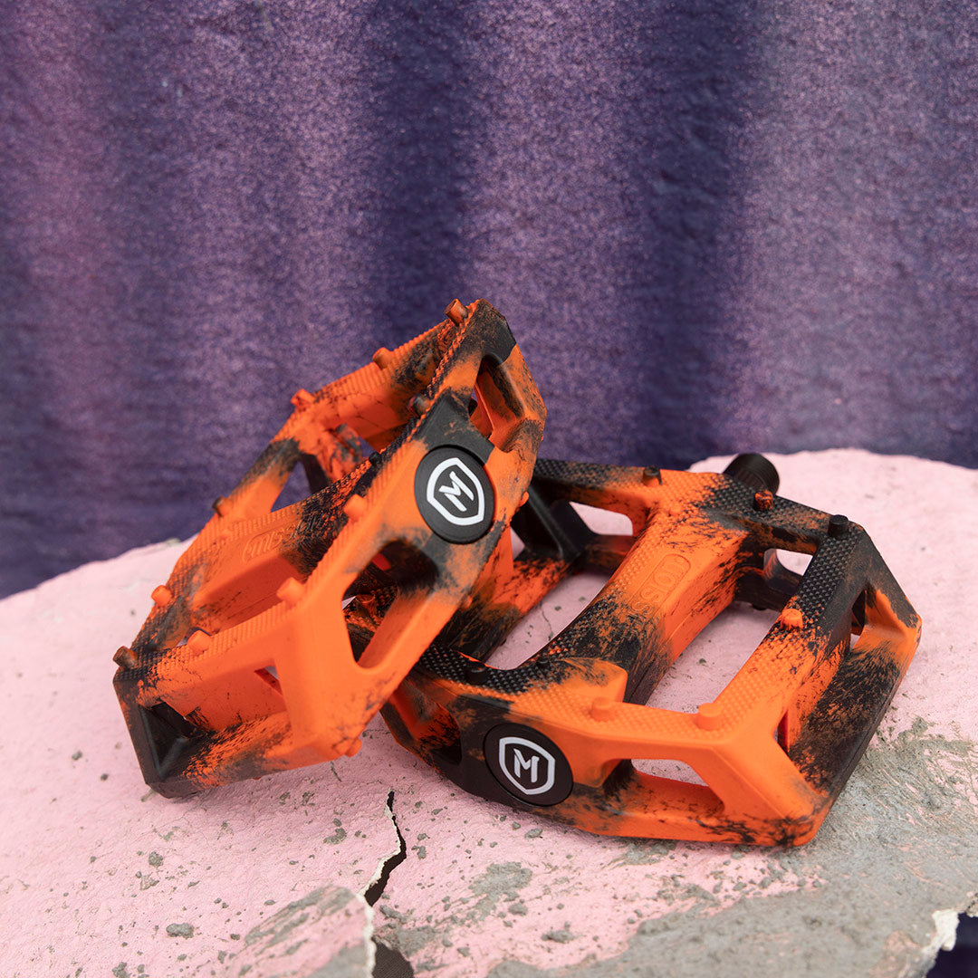 Red splash Mission Impulse pedals! – Mission BMX